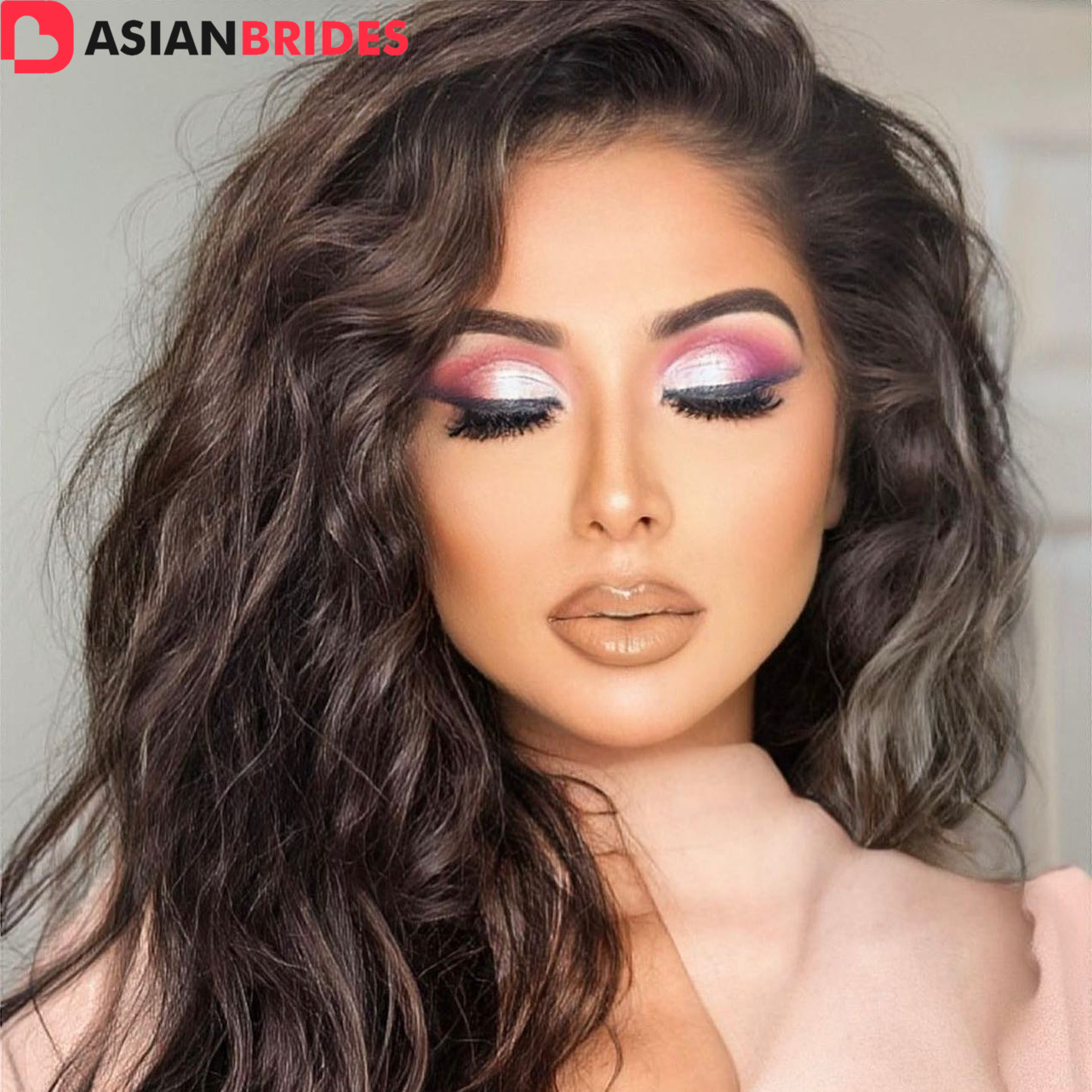 Pakistani Women: Read and Fall For Pakistani Singles Forever