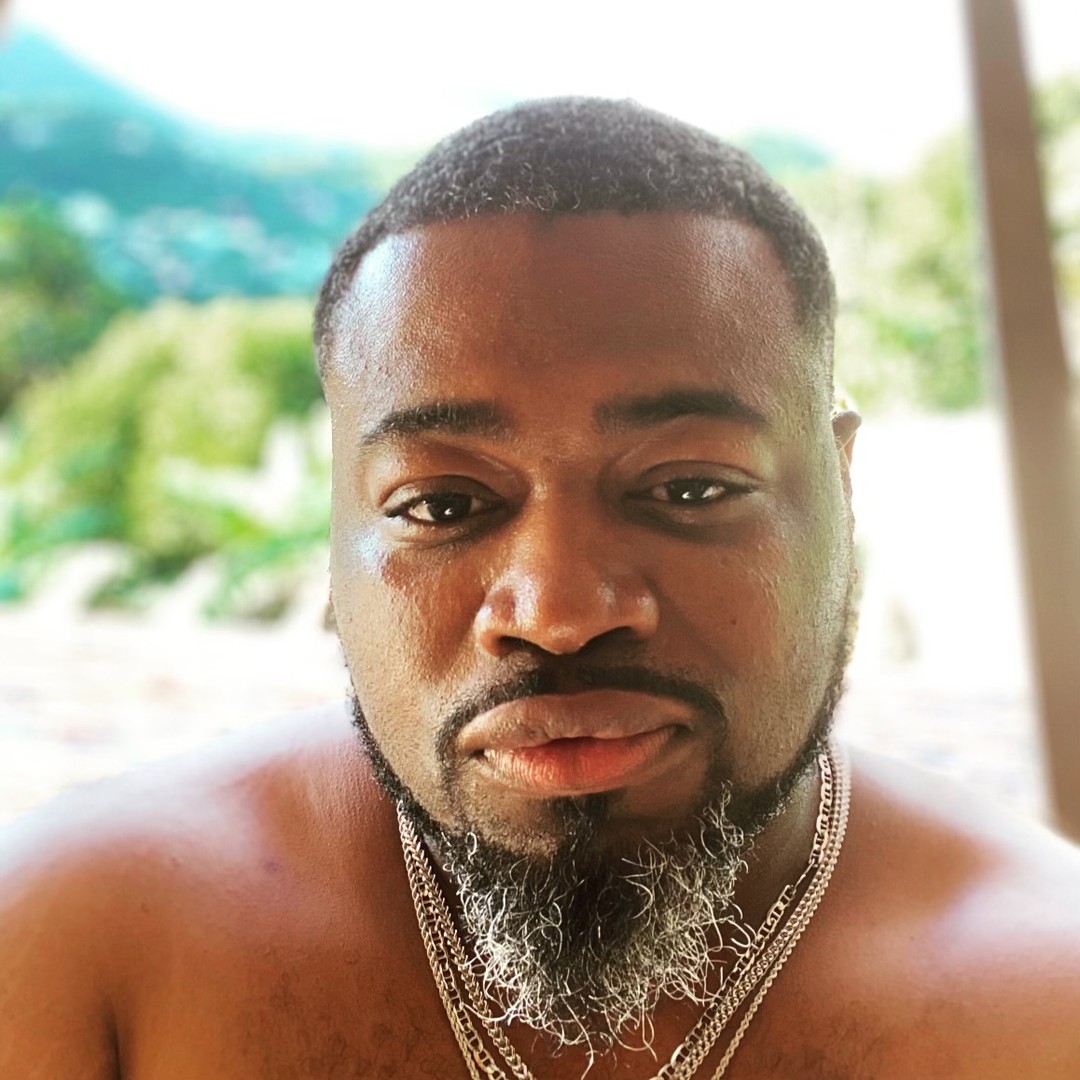 Meet Russell Thomas: Opera Tenor & Author at AsianBrides.org